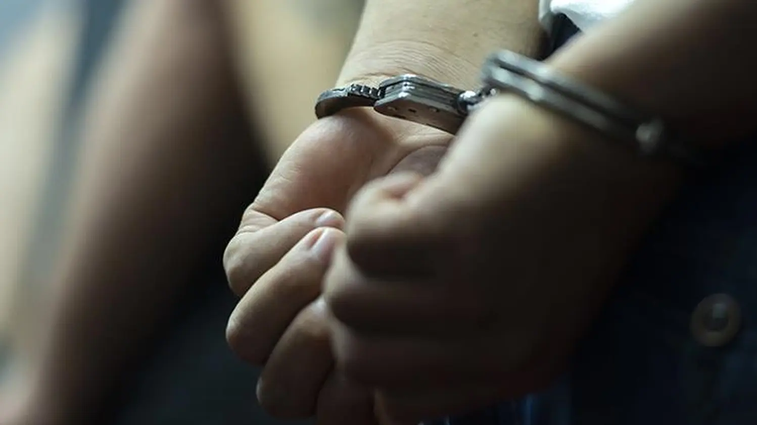 Uhapšen sin poznatog advokata: Lisice na ruke tokom primopredaje droge